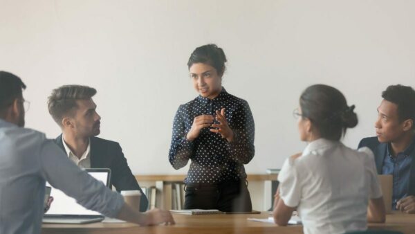 How To Handle Difficult Situations as a Leader - TES
